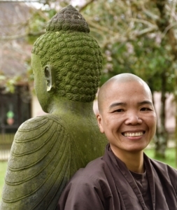Sister Hung Nghiem - Deer Park Monastery